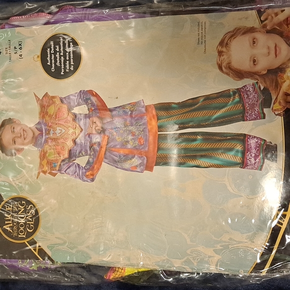 Disguise | Costumes | 14 Disguise Disneys Alice Through The Looking ...